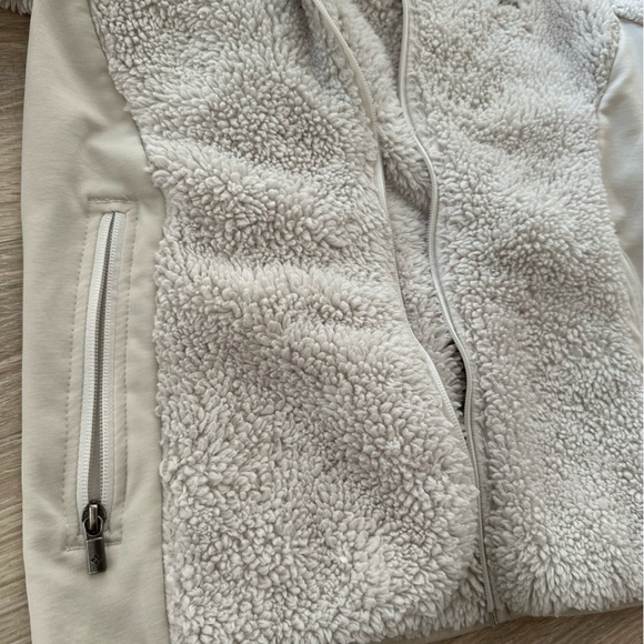 Columbia | Jackets & Coats | Columbia Cream Zip Up Sherpa Jacket | Poshmark